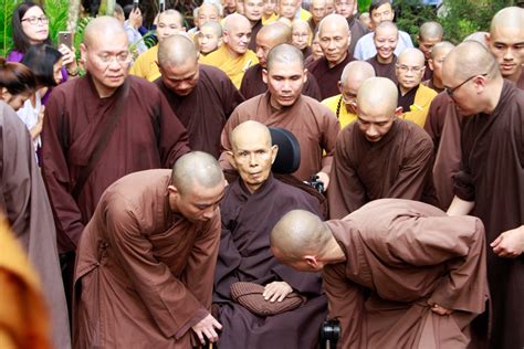 Cuộc đời Thiền sư Thích Nhất Hạnh