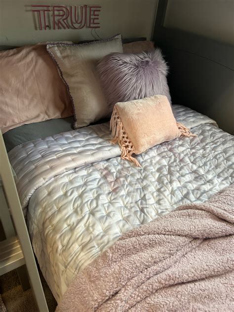 Sophisticated Gurly Spodi Design And Interiors