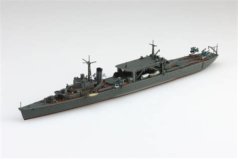 1700 ウォーターライン No551 日本海軍 水上機母艦 千歳【4905083069608】