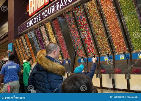 Chocolate World Hershey Park Editorial Image Image Of Factory Happiness 162522020