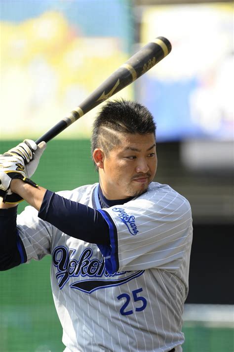 写真 ご近所の村田さん――ある日公園で見かけた元ベイスターズ・村田修一選手の日常 文春オンライン