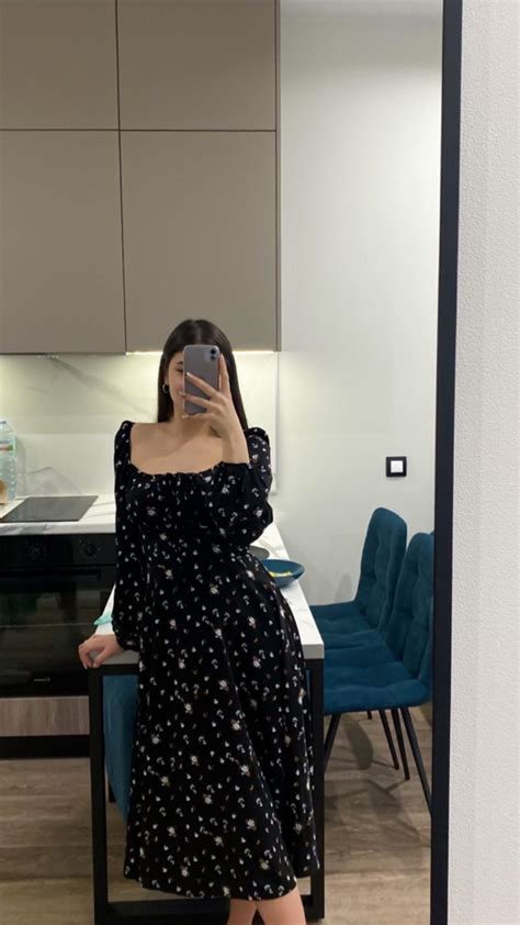 Pin By Xxlxm On Быстрое сохранение Pretty Dresses Simple Dresses