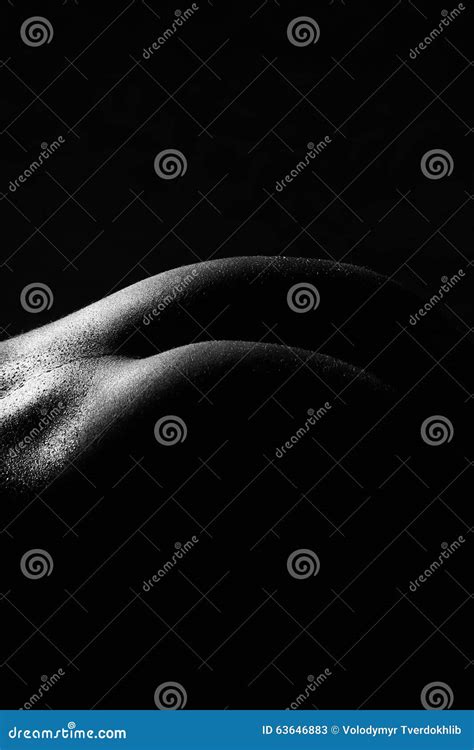 Nalgas Femeninas Desnudas Imagen De Archivo Imagen De Forma 63646883