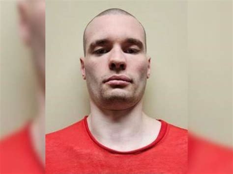 Vancouver Police Arrest Sex Offender Missing From Halfway House Vancouver Police Arrest Sex Offender Missing From Halfway House