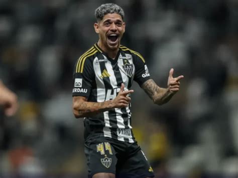 Lyanco Júnior Santos Tomás Cuello Hulk Rubens Júnior Alonso