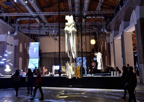 La Triennale Del Design Invade La Fabbrica Del Vapore La Repubblica