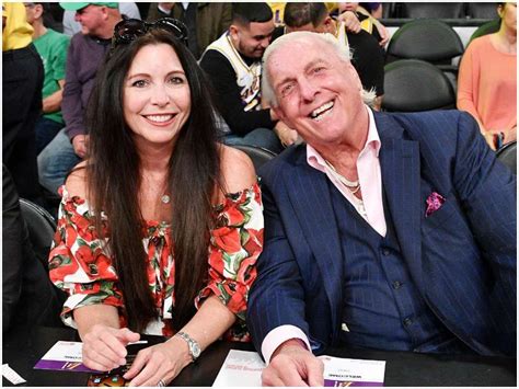 Wendy Barlow Biography Age Height Husband Net Worth