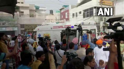 Punjabi Singer Sidhu Moose Wala Cremated At His Native Village