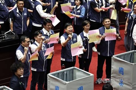 公民監督國會聯盟（公督盟） 【國會快訊】 立法院今天（21日）處理行政院針對 立法院職權行使法修正草案 和中華民國刑法 藐視國會罪 所