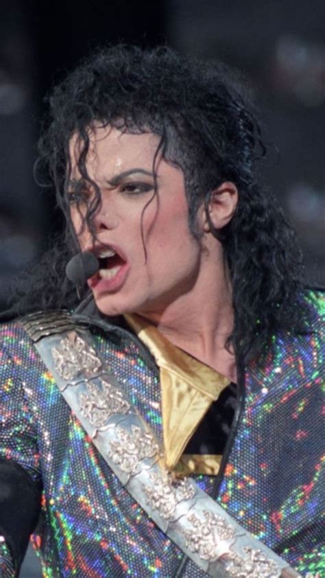 Pin By Mica Gencarelli On Michael Jackson Michael Jackson Wallpaper