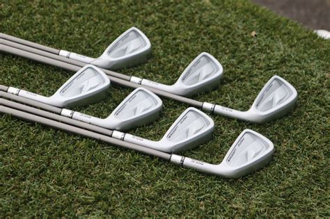 3세트 한정 제스타임 한정판 Kk프로토 단조아이언 정품 파격할인 제스타임 한정판 Kk프로토 단조아이언입니다 Kpga 강경남프로가 직 골프 좀 치는 사람들의