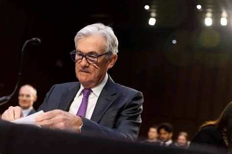 The Fed Must Make A Risky Decision