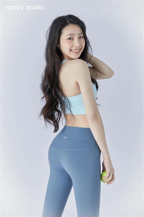 健身服女孩 沫倪酱