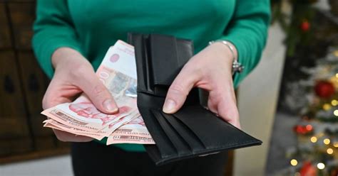 NOVOGODIŠNJI POKLONI STIŽU Ovde potpuno BESPLATNO možete odmah