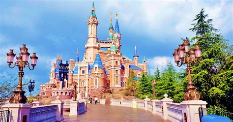 ทัวร์จีน เซี่ยงไฮ้ ล่องเรือชม เมืองโบราณจูเจียเจี่ยว สวนสนุกดิสนีย์แลนด์ รวมบัตรเข้า Xj 5