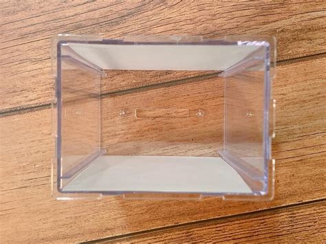 「貢ぎたくなる笑」「秒速で貯まる」！セリアの「推し貯金箱」ヲタク心を鷲掴み。 Peachy ライブドアニュース