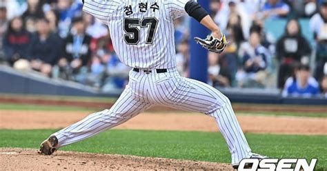 사진 역투하는 정현수