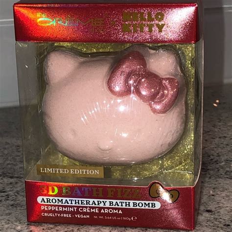 Hello Kitty Bath And Body Nwt The Crme Shop X Hello Kitty 3d