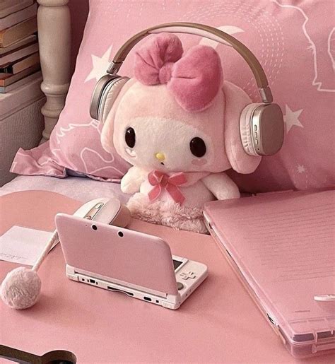 Lucy P Adlı Kullanıcının 산리오 Panosundaki Pin Hello Kitty Pembe