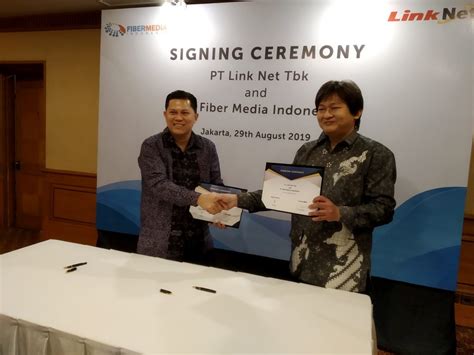 Manjakan Konsumen Pt Link Net Tbk Dan Pt Fiber Media Indonesia Jalin