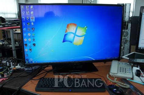 직접 사용해본 39형 모니터 거대한 화면 인상적