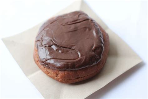 무료 이미지 단 요리 생기게 하다 부서진 갈색 간식 디저트 먹다 캐러멜 견과류 맛좋은 구운 식품 프랄린