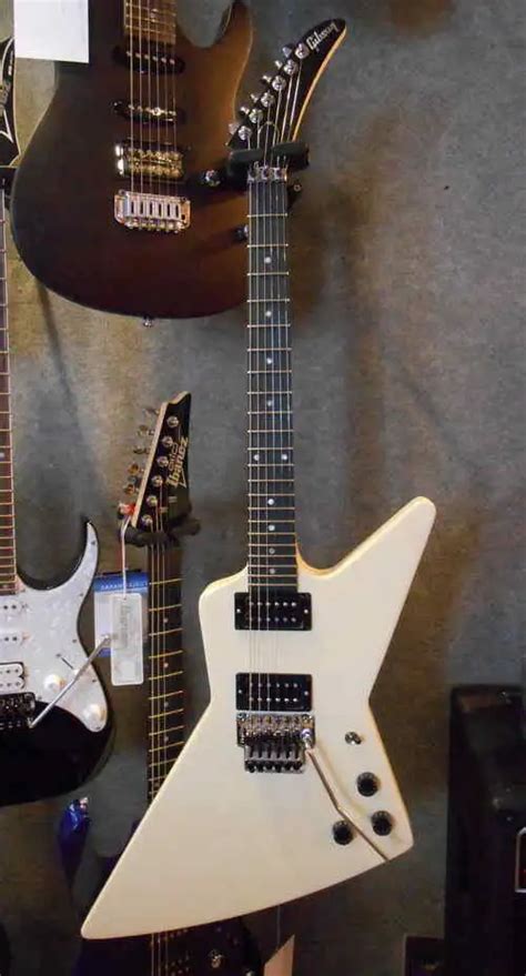 Gibson Explorer Tremolo Classic White Elektromos Gitár For Sale Gs
