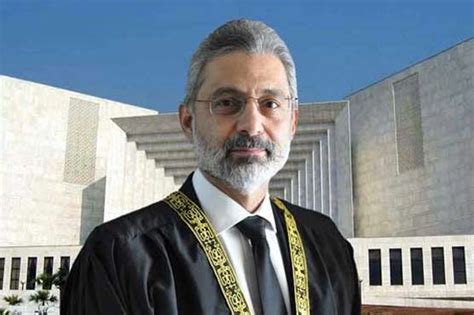 چیف جسٹس قاضی فائز عیسیٰ نے فیض آباد دھرنا نظر ثانی کیس سماعت کیلئے