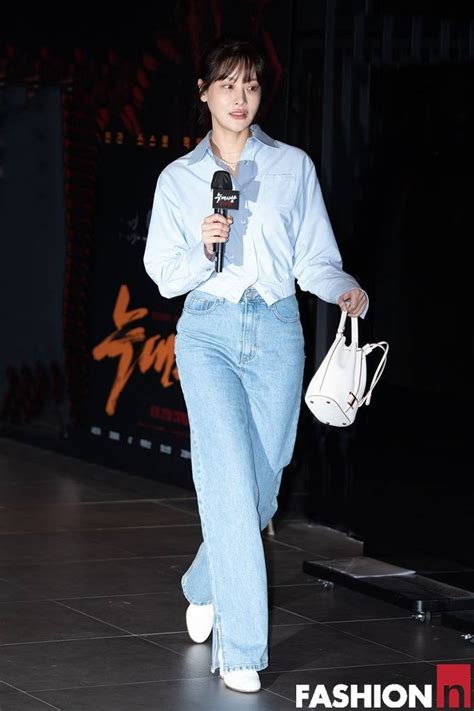 패션엔 패션엔 포토 오연서 영화관 나들이 청순 동안 미모 빛낸 청청패션