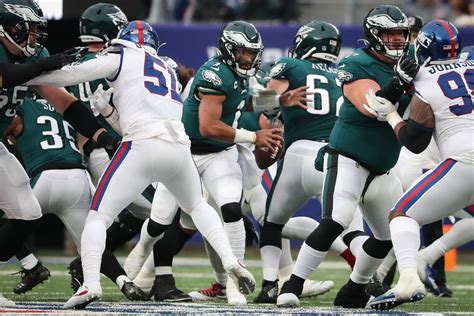 Eagles Giants Predictions Our Beat Writers Make Their Picks For Week 14