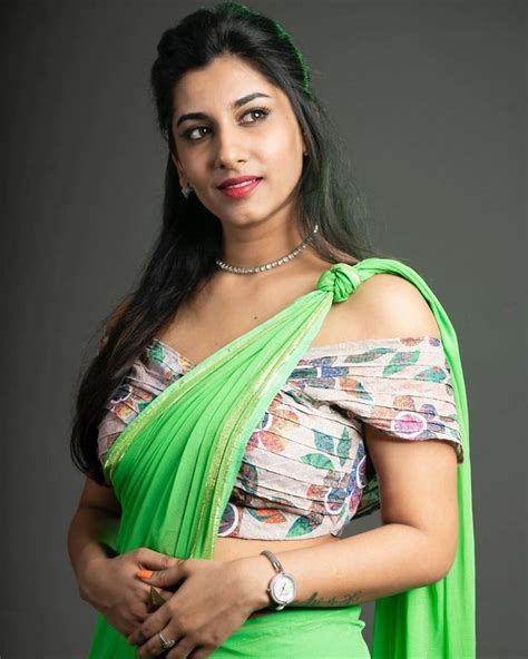65 Stylish And Trendy Blouse Designs For Saree And Lehenga Trendy
