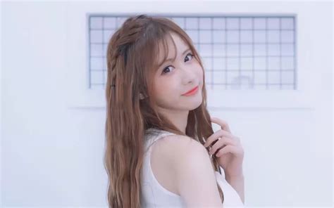 【一只小仙若】4k舞蹈合集3首（有限定动感光波 大摆锤）已分章节 Bilibili B站 无水印视频解析——yiuios易柚斯