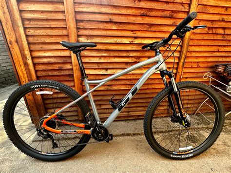 2022 GT Avalanche Sport Hardtail Mountain Bikes Bike Hub