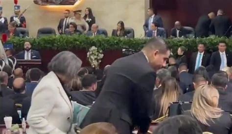 Diputados Del Psh Abandonaron El Hemiciclo