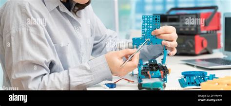 Babe Woman In Robotics Laboratory Working On Project Mechatronics Stock Photo Alamy