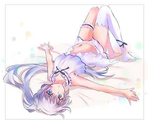 Weiss On Her Bed Rwby Know Your Meme
