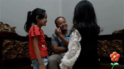 Ngobrol bareng kakak bulan dan adik kennes!! - YouTube