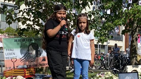 Heidelberg Demo Zum Jahrestag Der Ermordung Von Amini Im Iran SWR