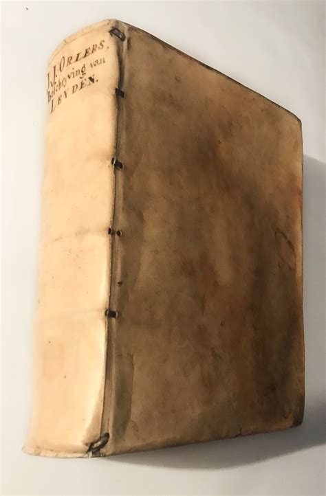 Een Heerlijk Boek Is Het Orlers Liefdesverklaring Aan Leiden Een Grabbelton Aan