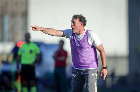 Milito Espera Por Vargas Mas Atlético Ainda Tem Vários Problemas Para