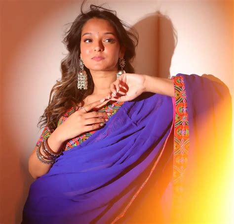 Hindi Youtuber Himadri Patel Biography News Photos Videos Nettv4u