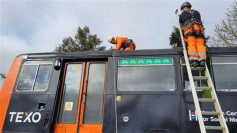 Engineers Make Redundant Train Into School Classroom