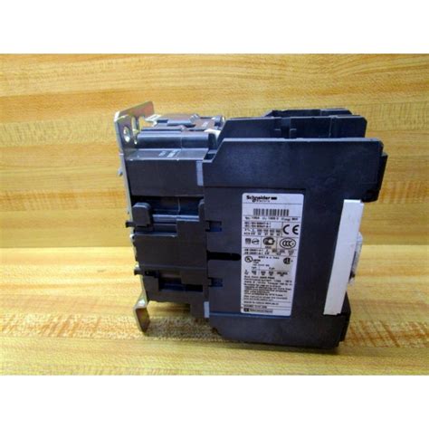 Schneider Electric LC1D80 LX1 D6 F7 Contactor LC1D80LX1D6F7 - Used ...