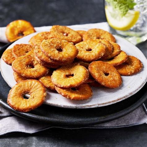 Mands Honey And Mustard Pretzel Thins Ocado