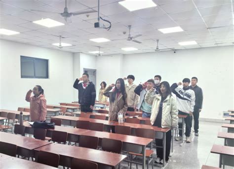 地球科学学院本科生第一党支部开展三月主题党日活动 长江大学地球科学学院