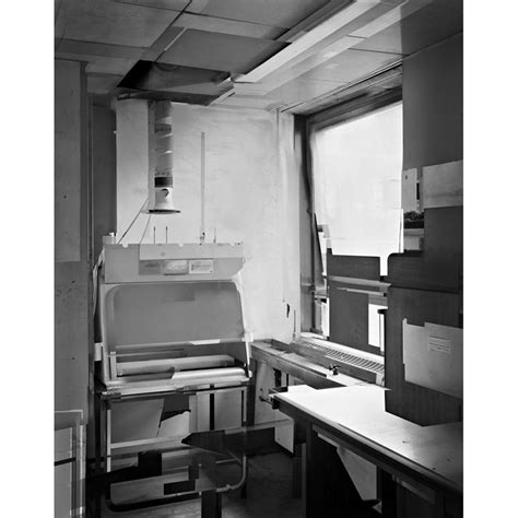 Simon Kennedy Photographs A Disused London Laboratory