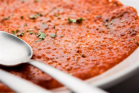 토마토 도사 는 처트니와 삼바와 함께 제공되는 독특한 남인도 도사 레시피입니다 0명에 대한 스톡 사진 및 기타 이미지 Istock