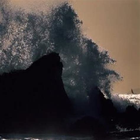 Rogue Waves Unpredictable Powerful And Dangerous Fisk Marine