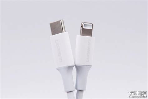 绿联mfi认证usb C Lightning数据线拆解：质量杠杠的 Ugreen绿联mfi认证usb C To Lightning数据线