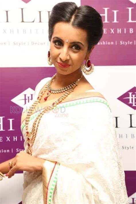 Sanjjanaa Galrani At Hi Life Expo Photos 14 146612 Kollywood Zone